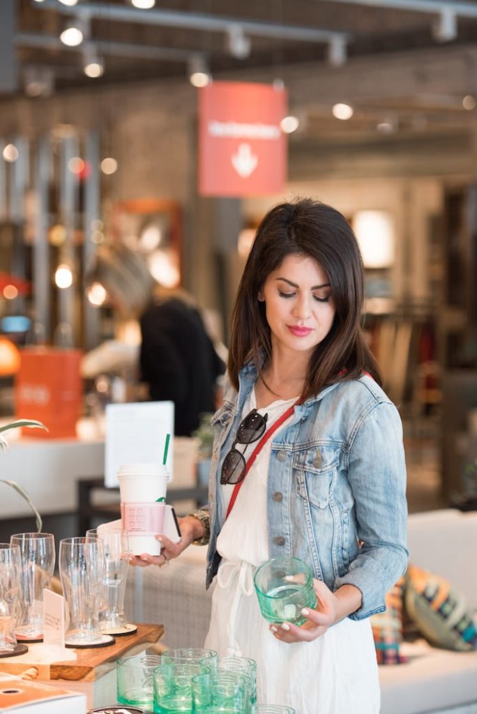 A Week On Robson Street - Jillian Harris Design Inc.