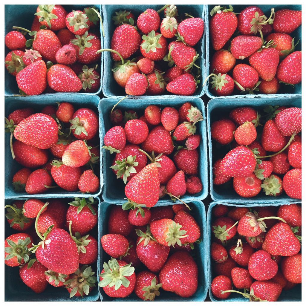 Summer Style: What I Wear to the Farmer's Market - Jillian Harris ...