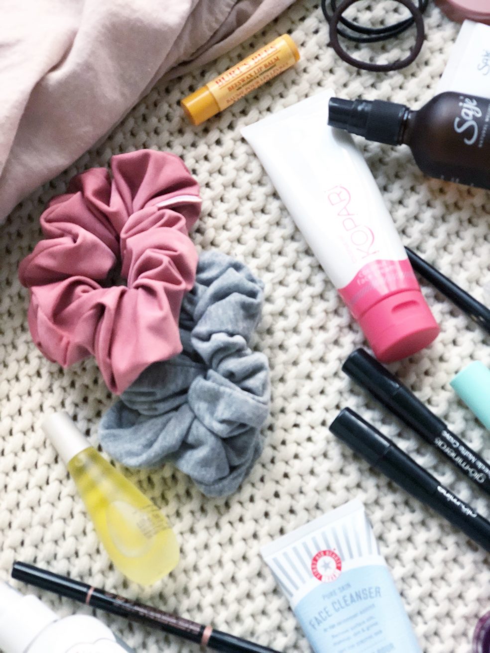 My Complete Go Bag Checklist for Every New Mama - Jillian Harris Design ...