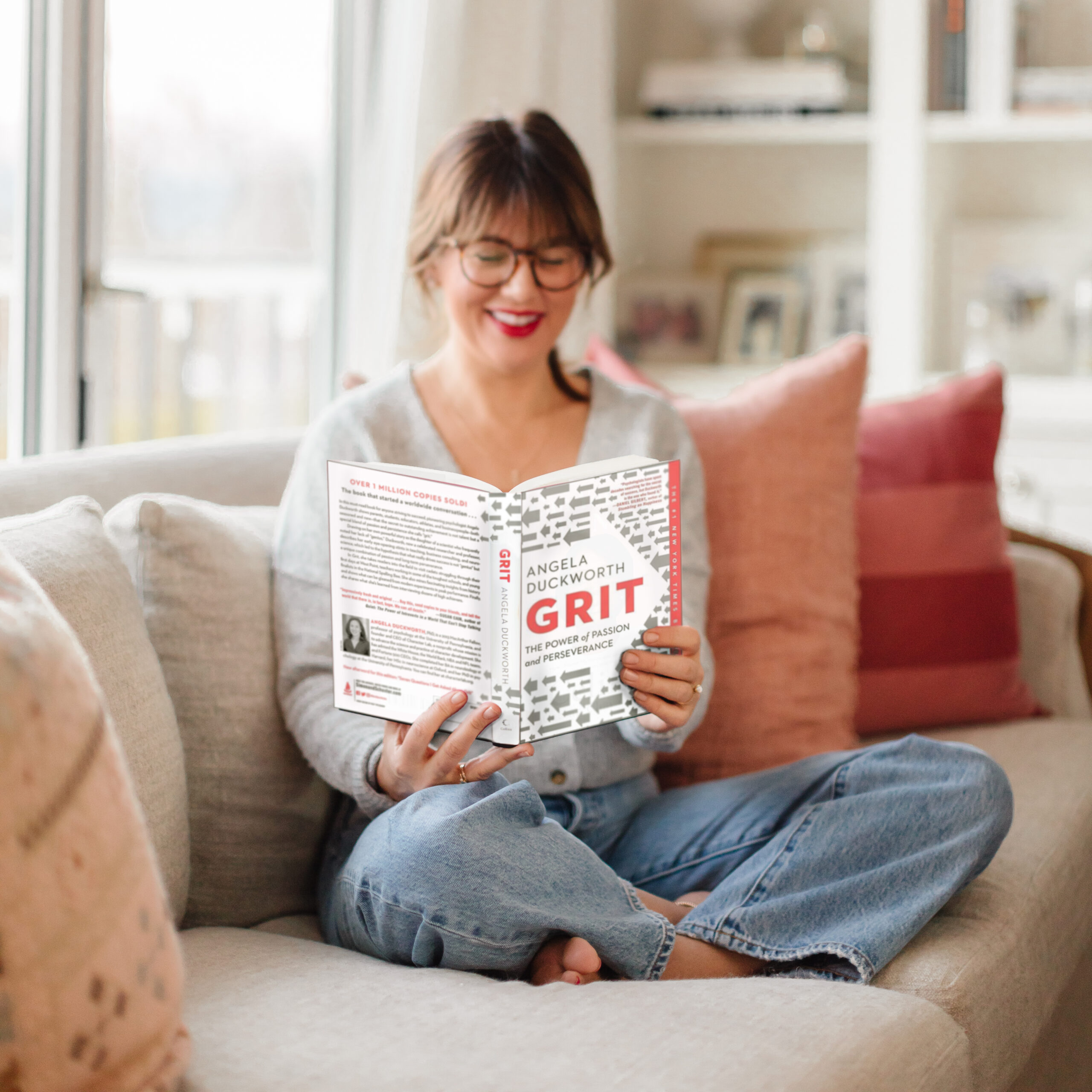 Top 5 Must-Have Business Reads to Finish Off the Summer